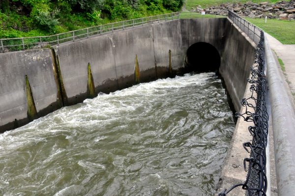 Dillon State Park, Dam and Lake