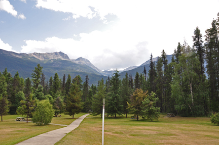 Two RV Gypsies in Canada at Mount Terry Fox