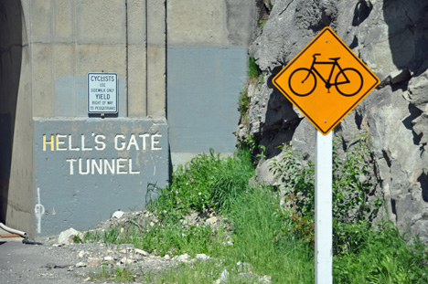 Two RV Gypsies in Canada - Hells Gate - BC